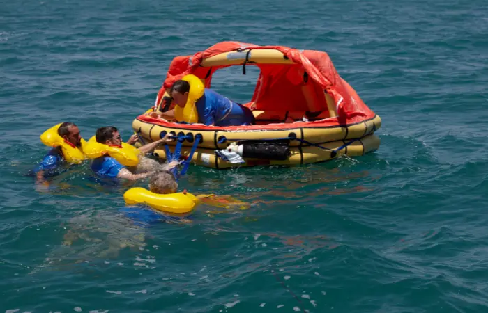 Nauti Shopper: Safety & Emergency Products - Marinalife