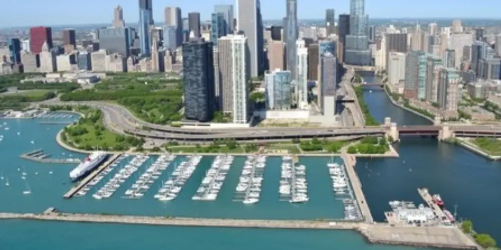 DuSable Harbor - Chicago, IL - Marinalife