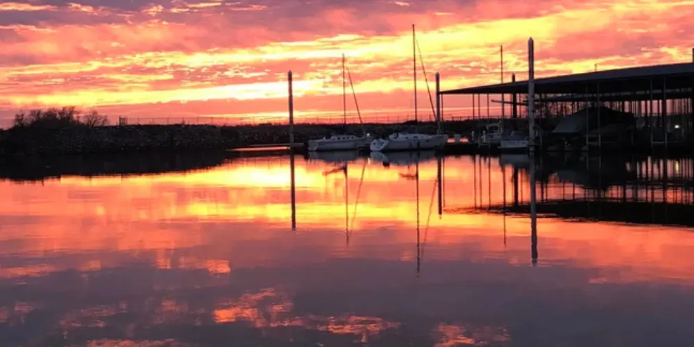 The Alton Marina - Alton, IL - Marinalife