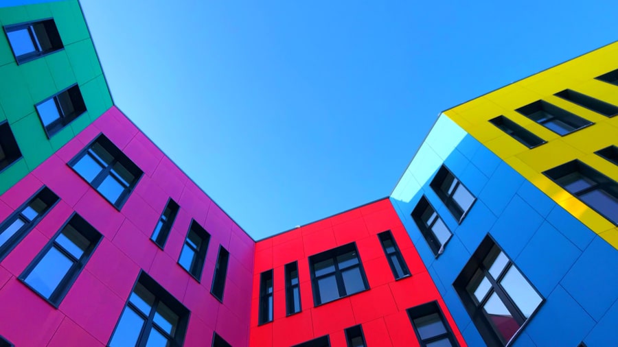 Why is colour theory important? A guide to powerful graphic design.