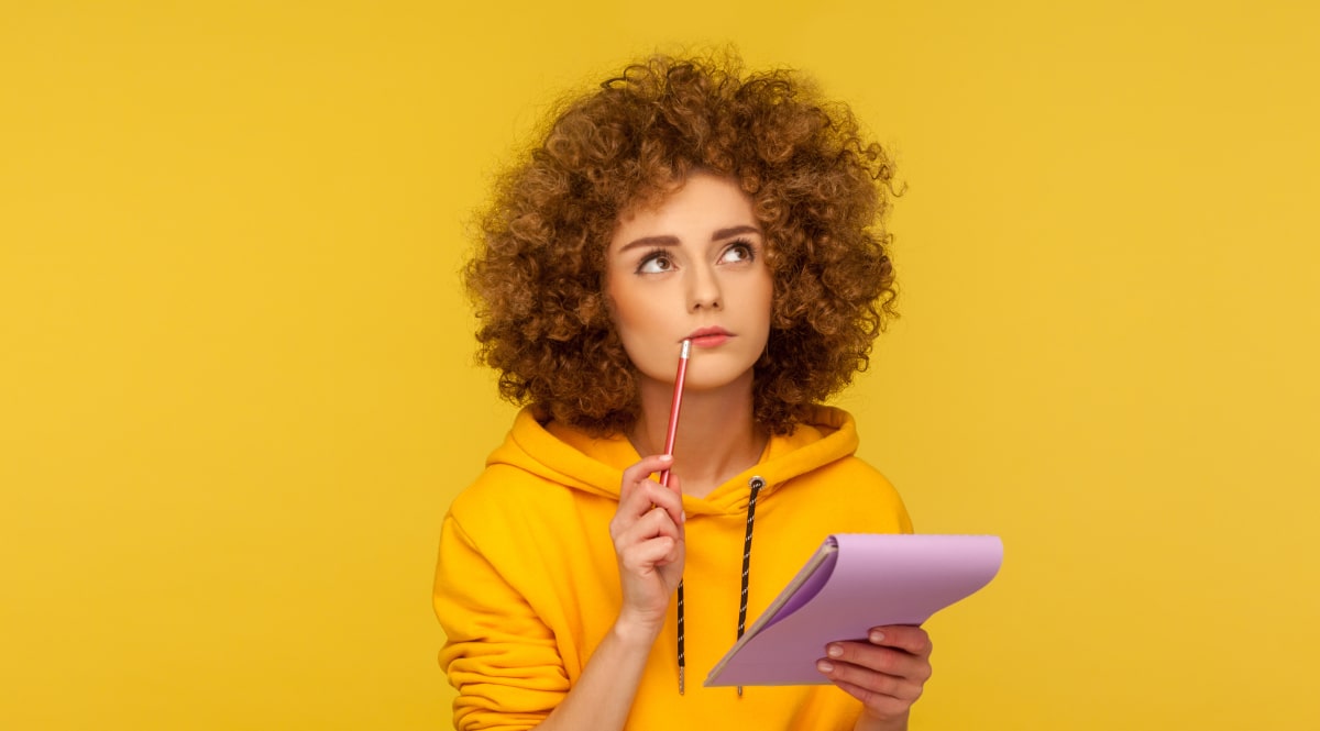 9 Things to Consider Before Hiring a Graphic Designer