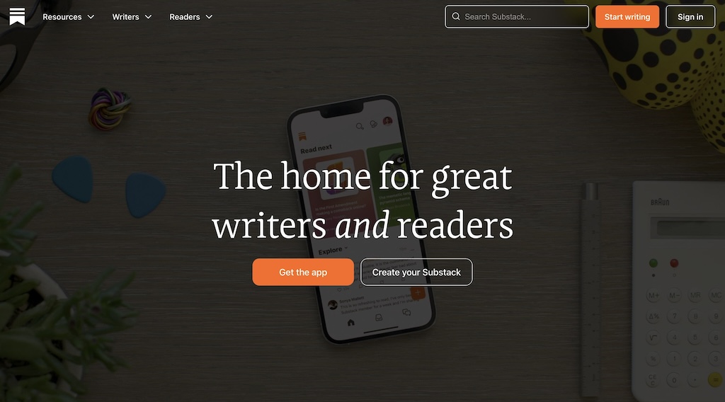 5 best beehiiv alternatives for content creators in 2024 | Marketer Milk