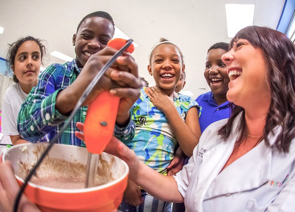 Sticky Fingers Cooking Franchise - Education Franchising