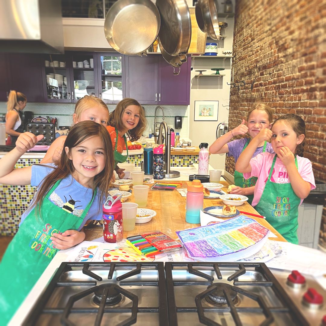 Sticky Fingers Cooking Franchise - Education Franchising