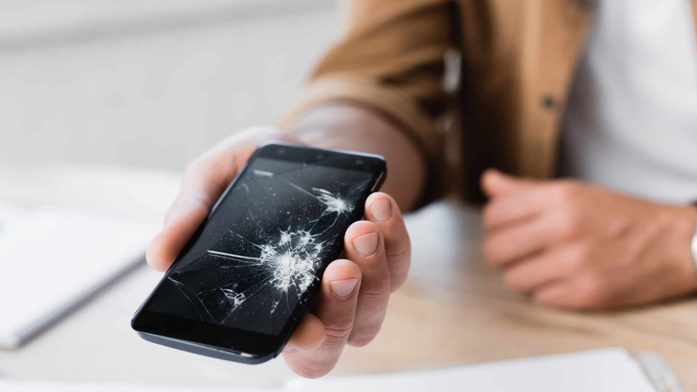 Tips for a Smooth Experience when Leaving Your Phone at the Repair Shop ...