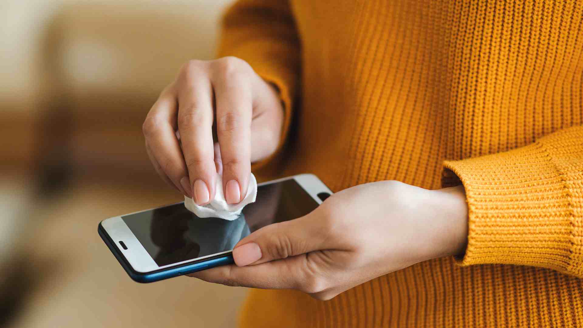 SOS! Your Phone and Water: Essential Steps to Rescue It | Cellfixx BC