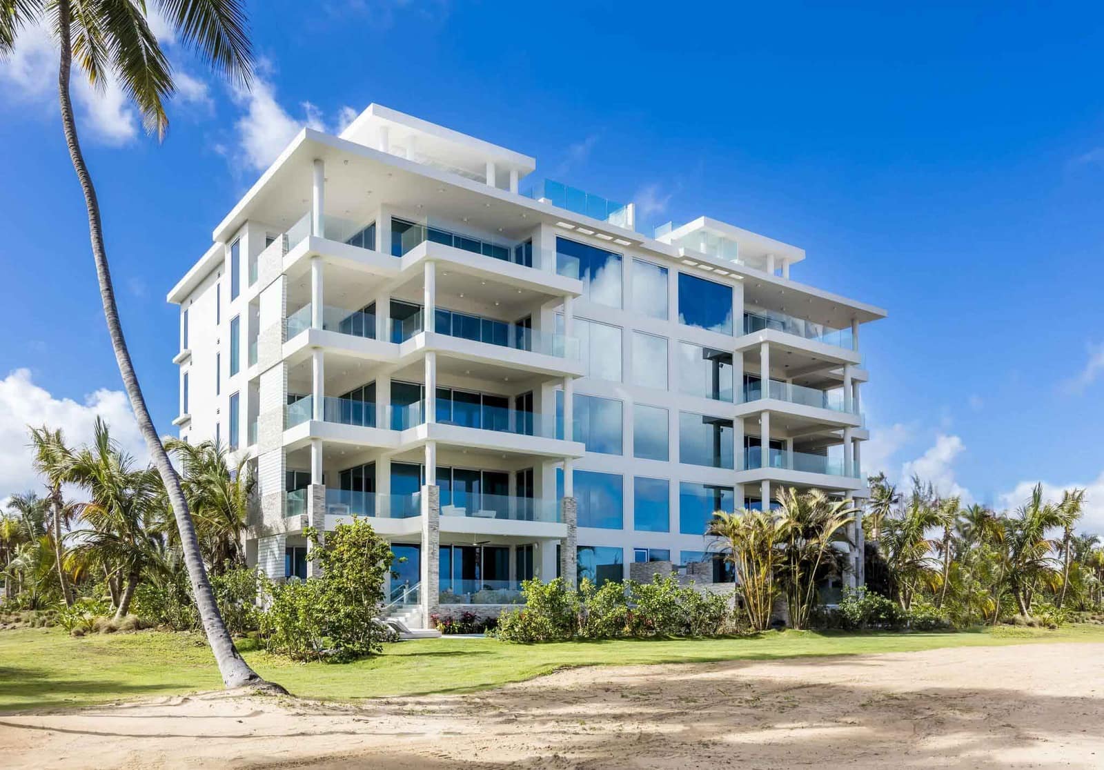 Ocean Drive Beachfront Residences (Concept)