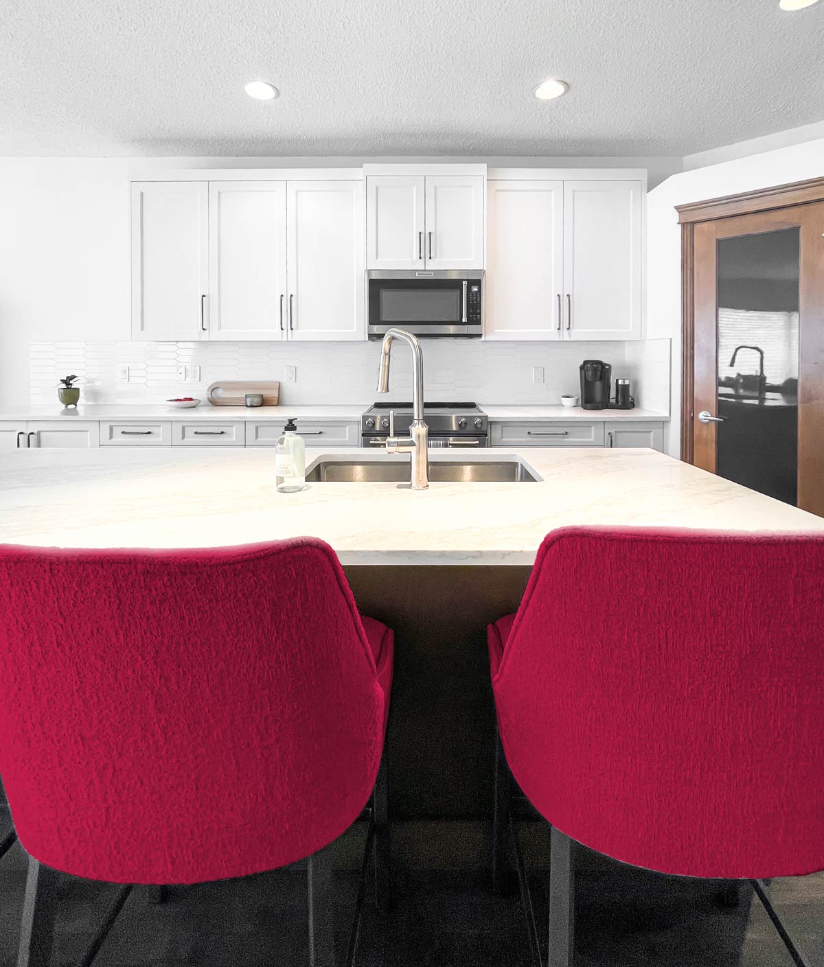 Add Pantone's Colour of 2023 to Your Kitchen: Viva Magenta