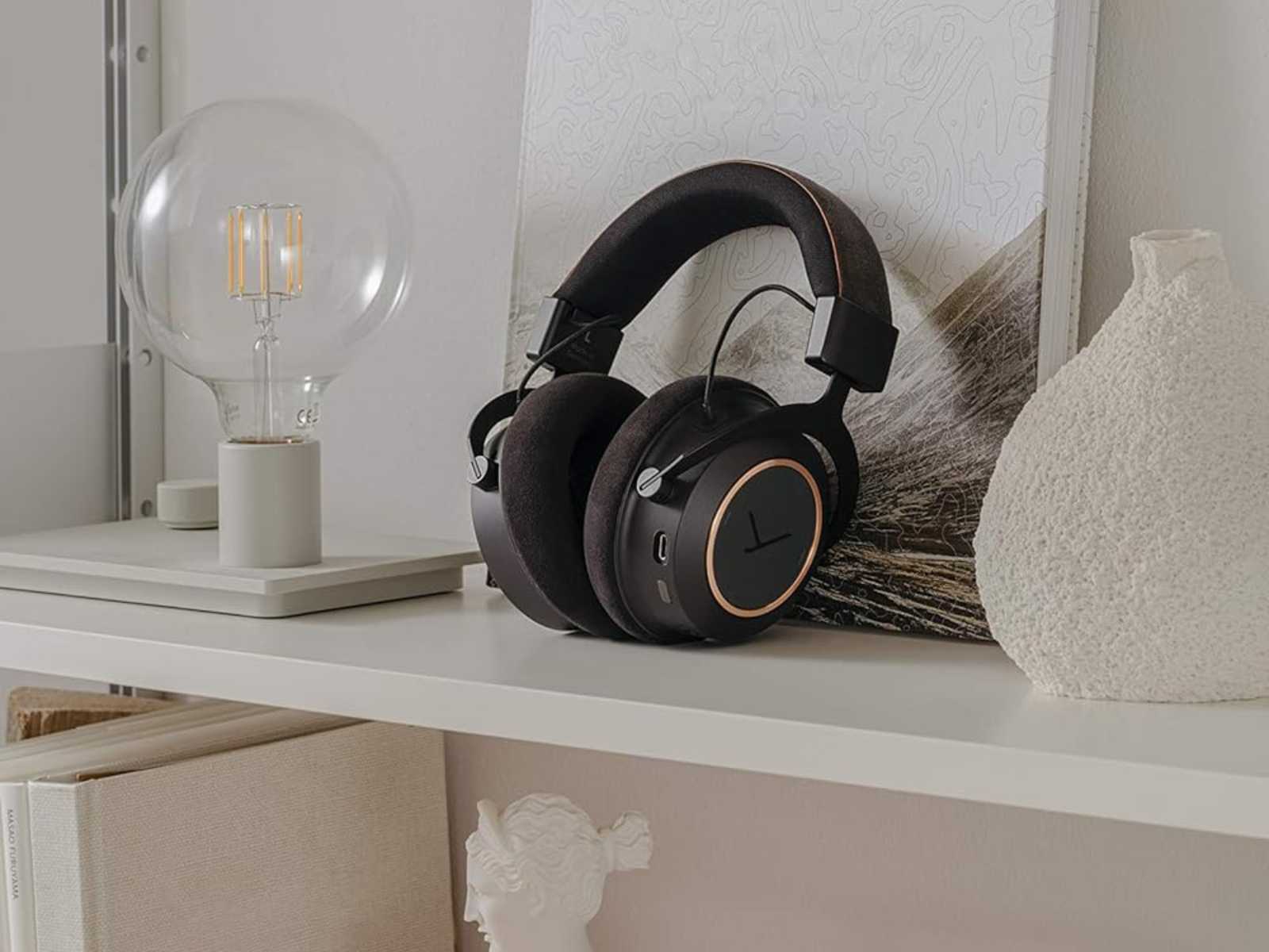 10 Luxury Headphones