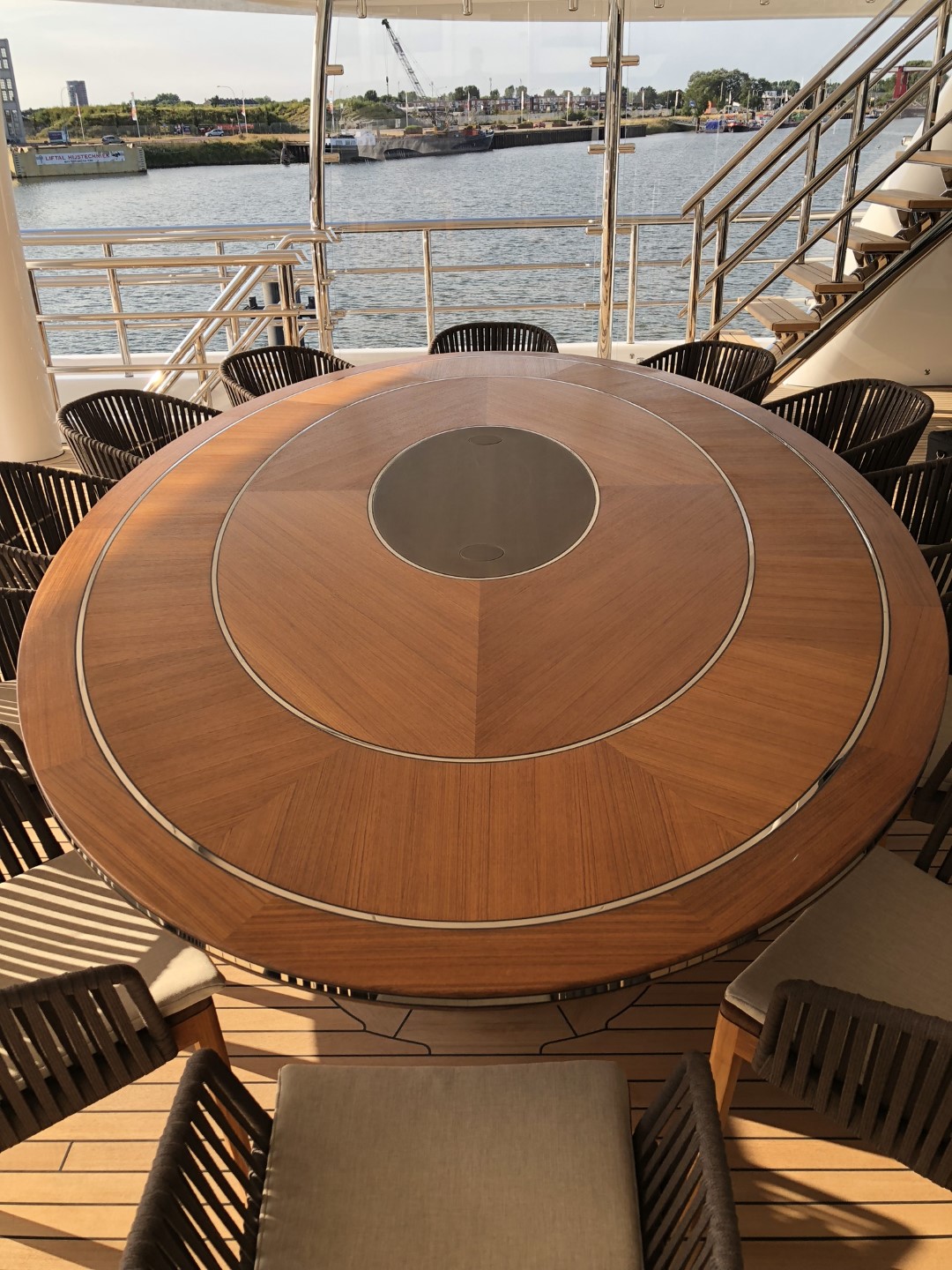 Dining table designed by TIM HEYWOOD DESIGN