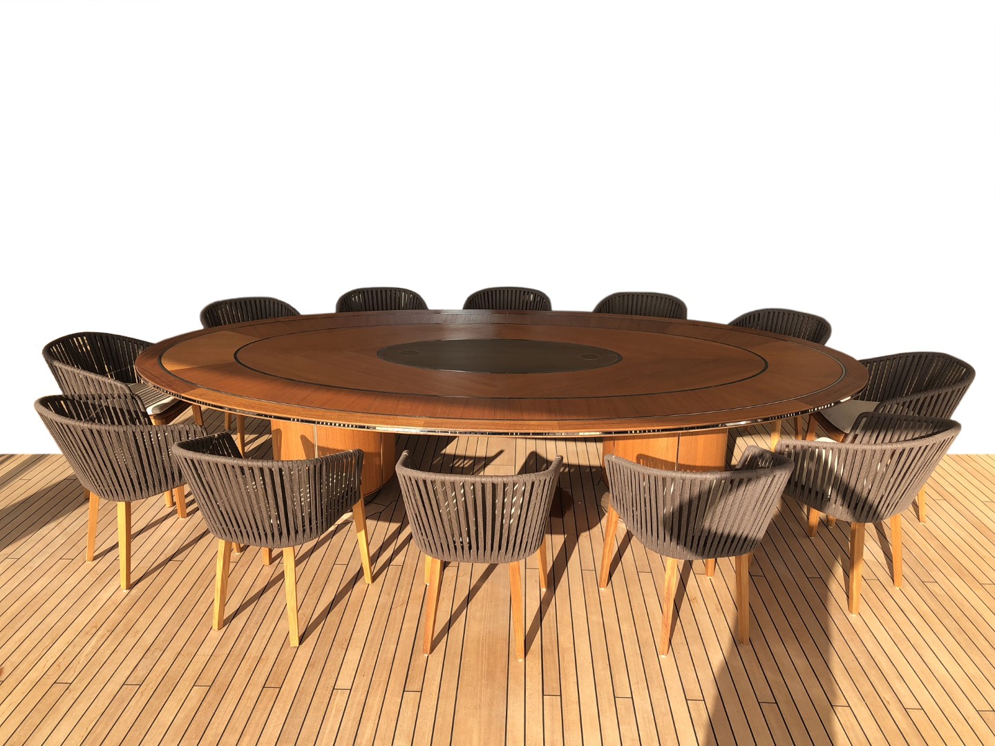 Dining table designed by TIM HEYWOOD DESIGN
