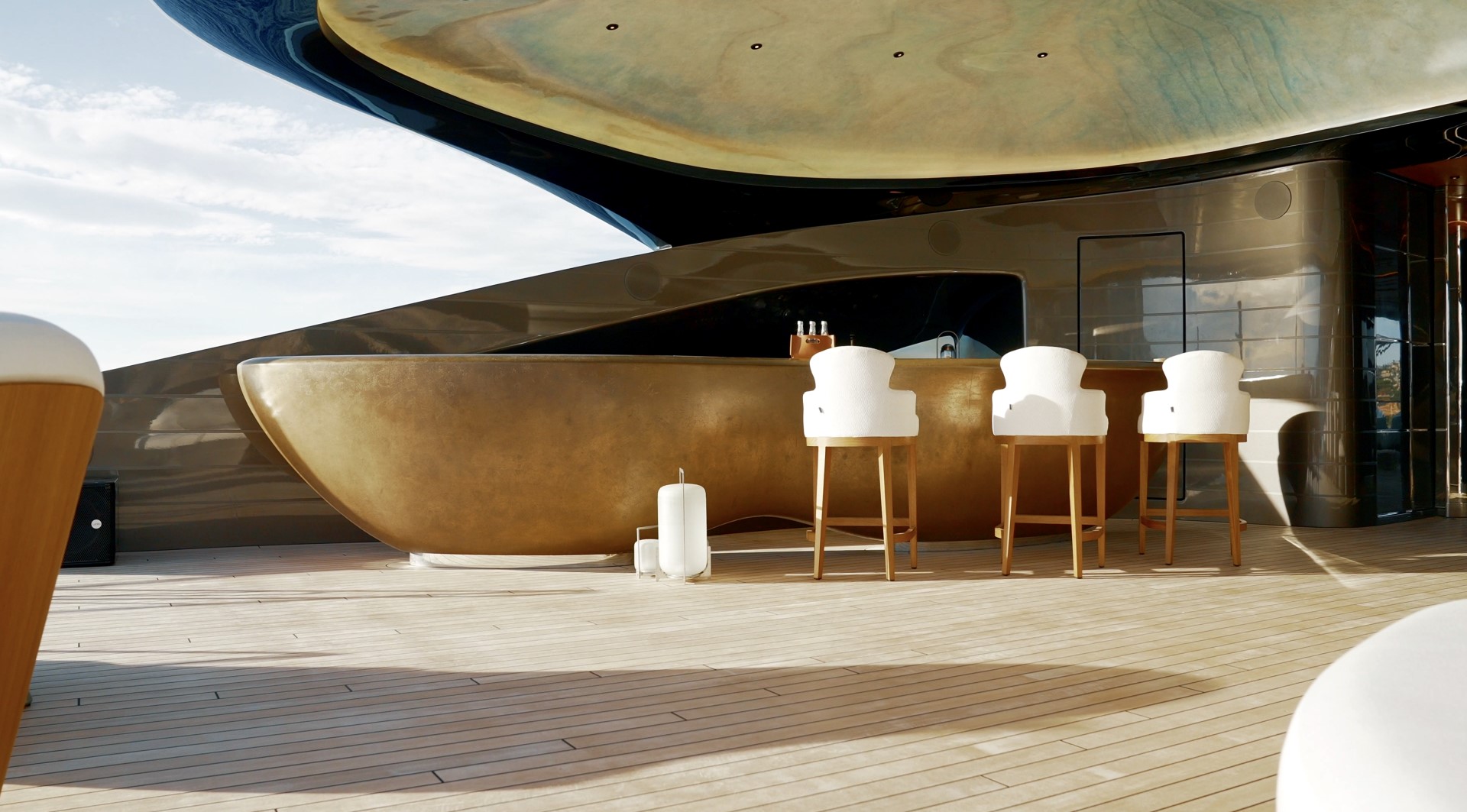 Bar designed by AZURE YACHT DESIGN