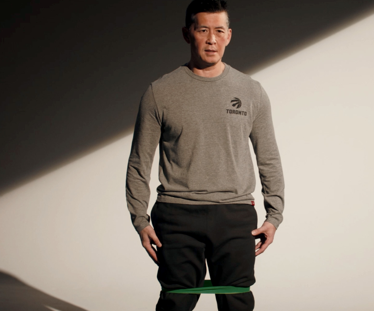 Bodyweight Exercises: Tension Bands 1 | Sun Life Healthy You