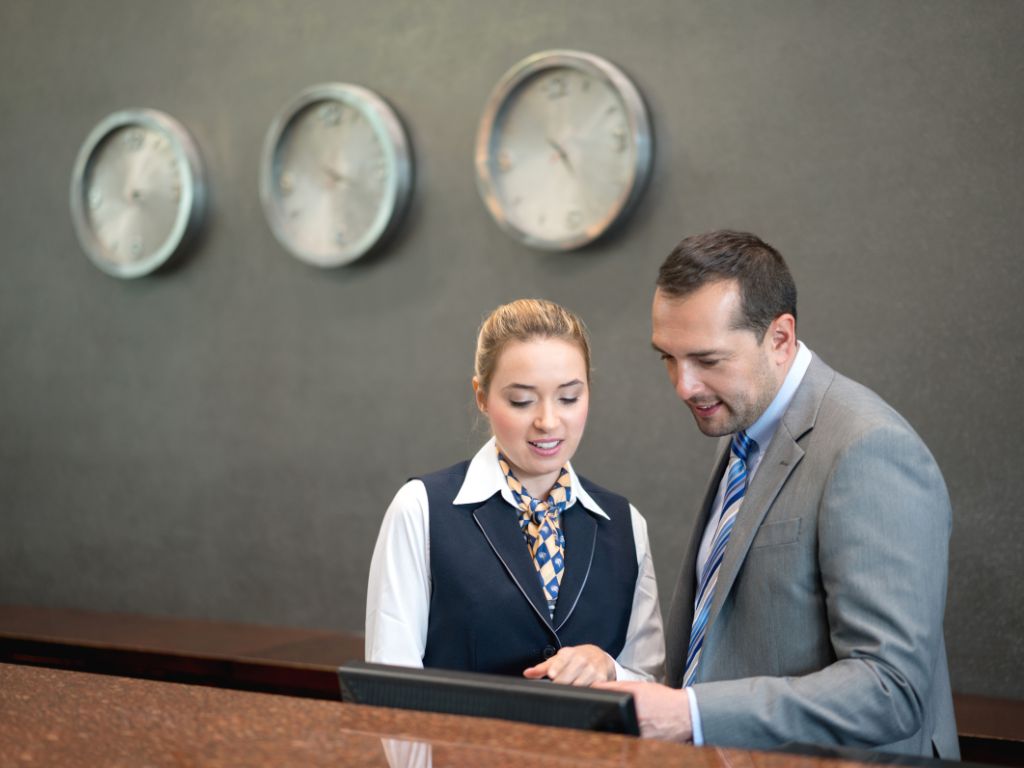 Enhancing Guest Experiences: Smart Technology for Hotels and IoT Solutions