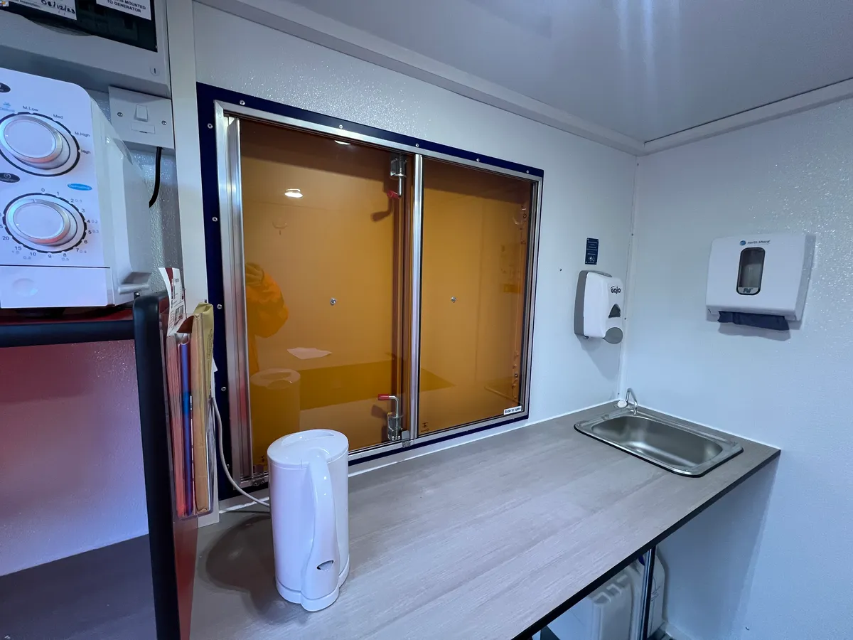 Welfare units for hire