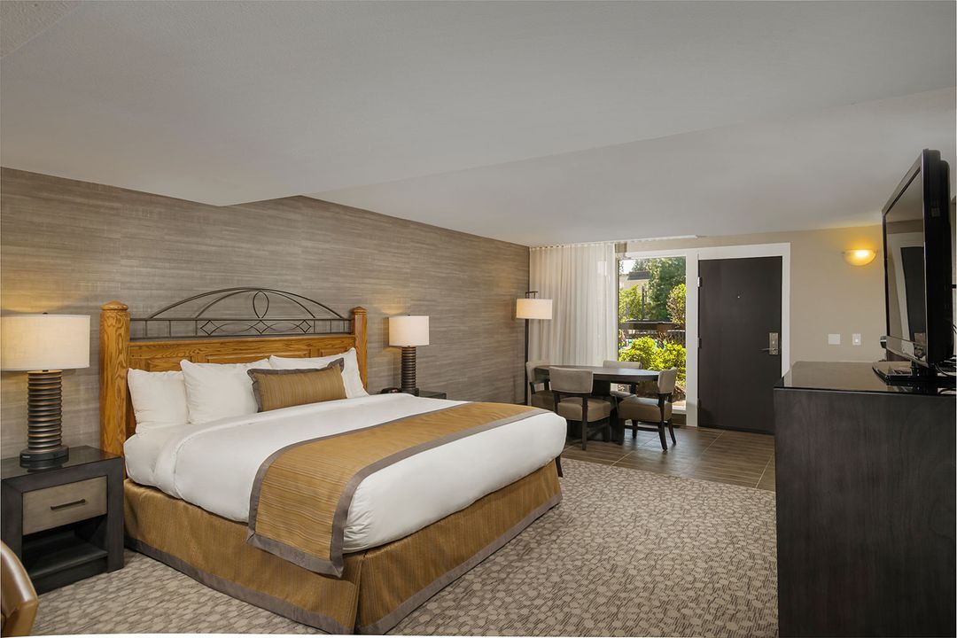 Available Rooms At The Riverhouse On The Deschutes in Bend, Oregon