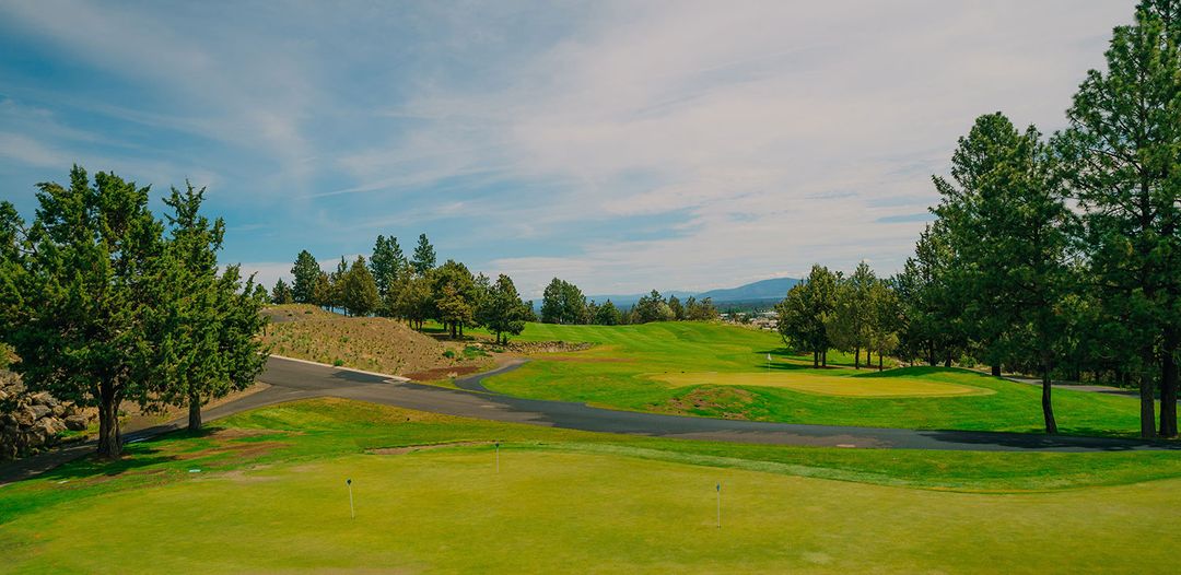 Hotels in Bend, Oregon and Resorts on the Deschutes in Bend, OR