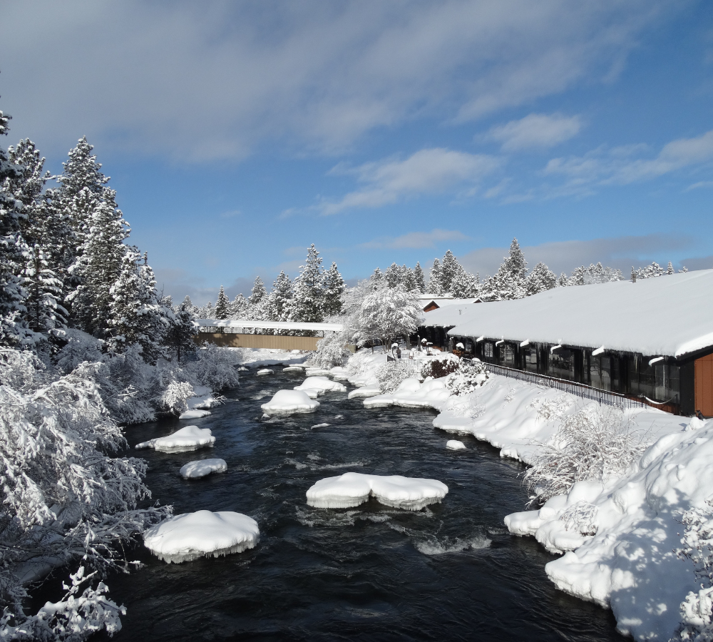 Hotels in Bend, Oregon and Resorts on the Deschutes in Bend, OR