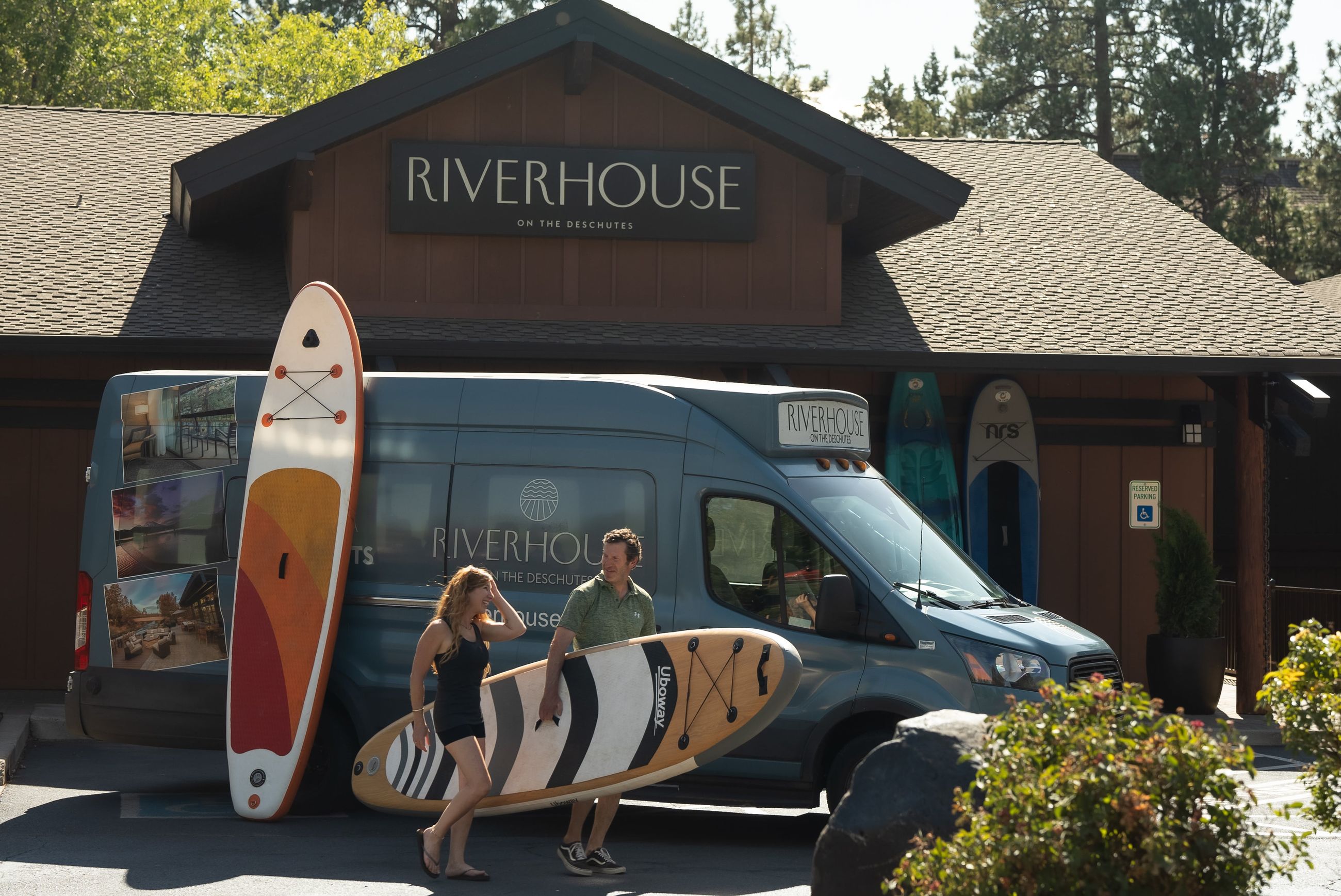 Hotels in Bend, Oregon and Resorts on the Deschutes in Bend, OR