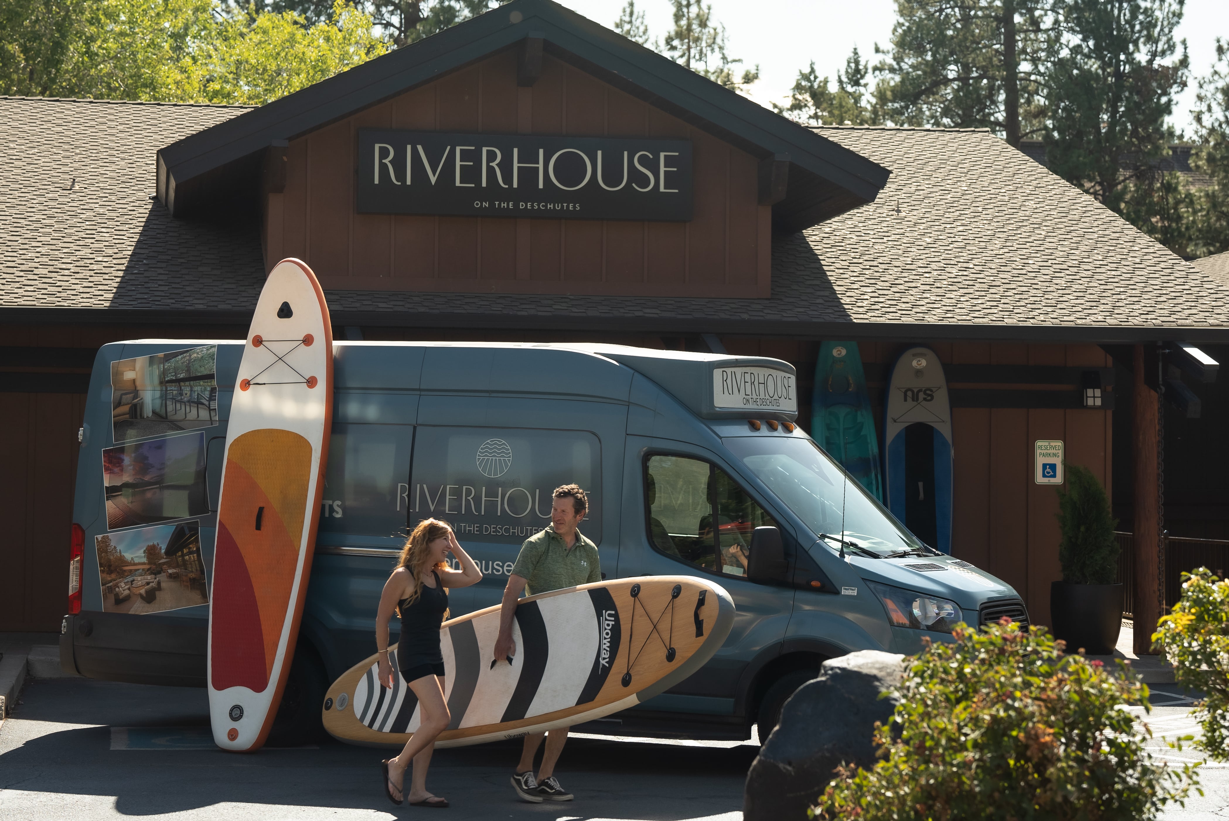 Hotels in Bend, Oregon and Resorts on the Deschutes in Bend, OR