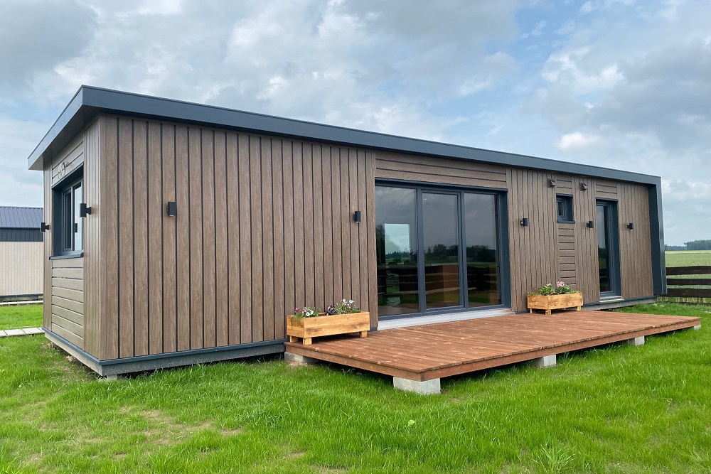 vinyPlus Shadow | Vinylit by Eltherington Leisure