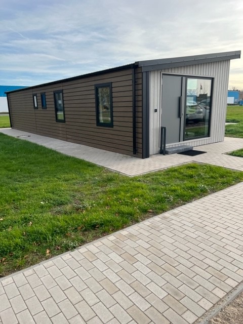 vinyPlus Shadow | Vinylit by Eltherington Leisure
