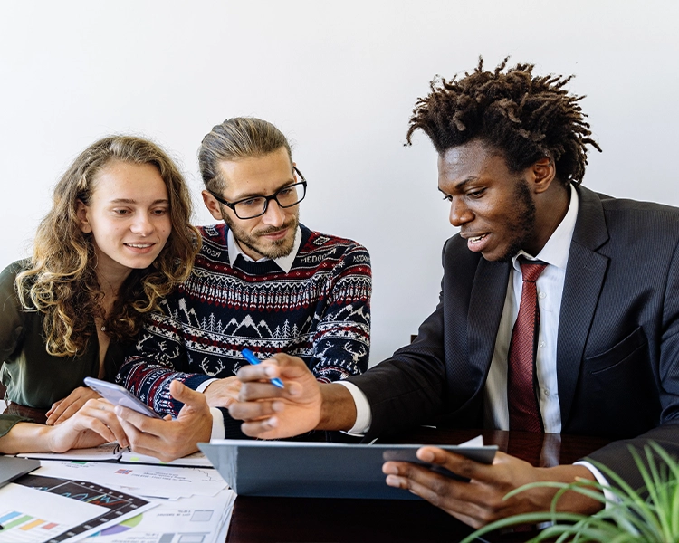 Mastering the Art of Closing Sales: 15 Proven Techniques | Seamless.AI