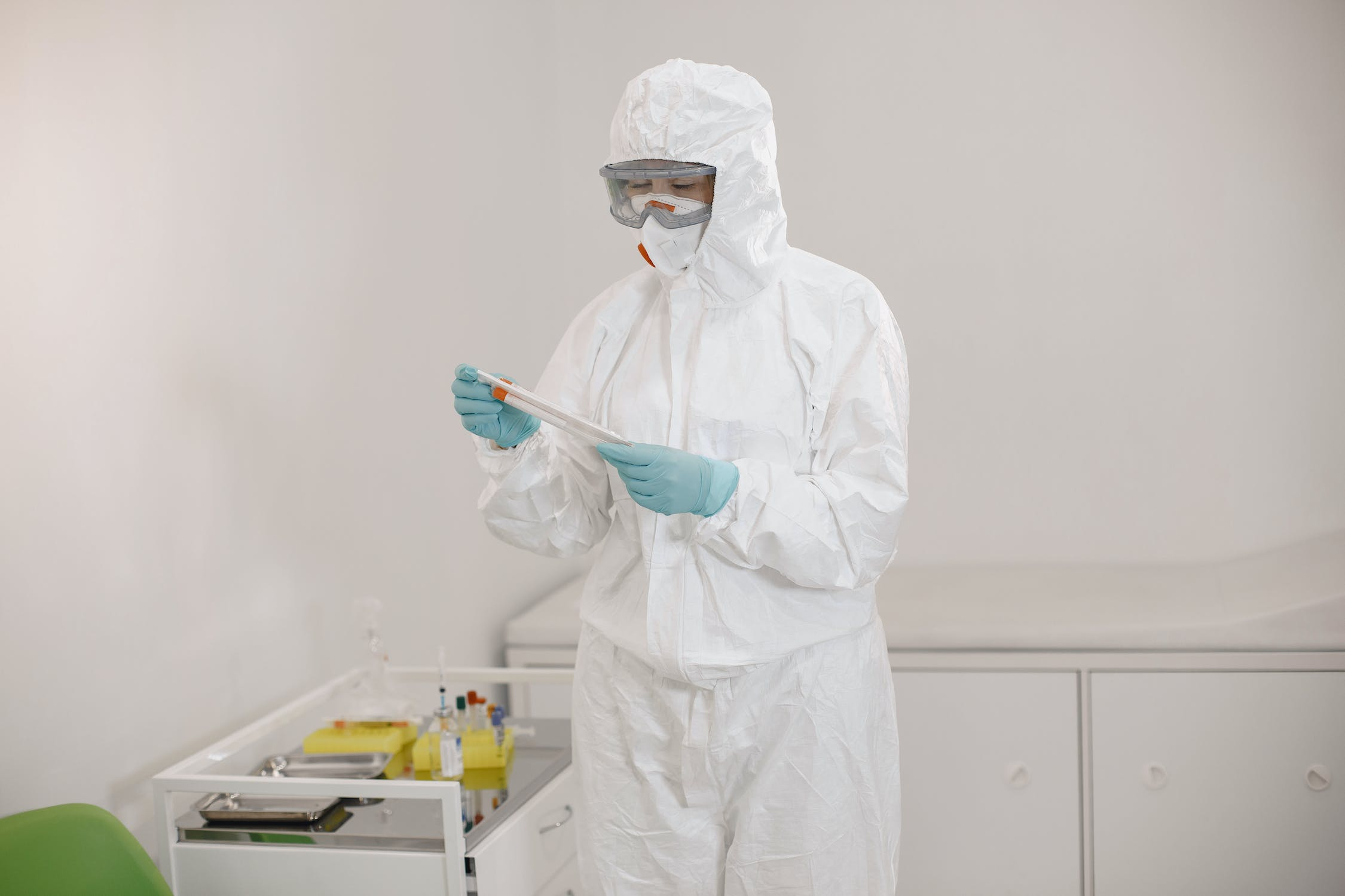 Biological Safety Labs: When to use one and how to maintain them ...