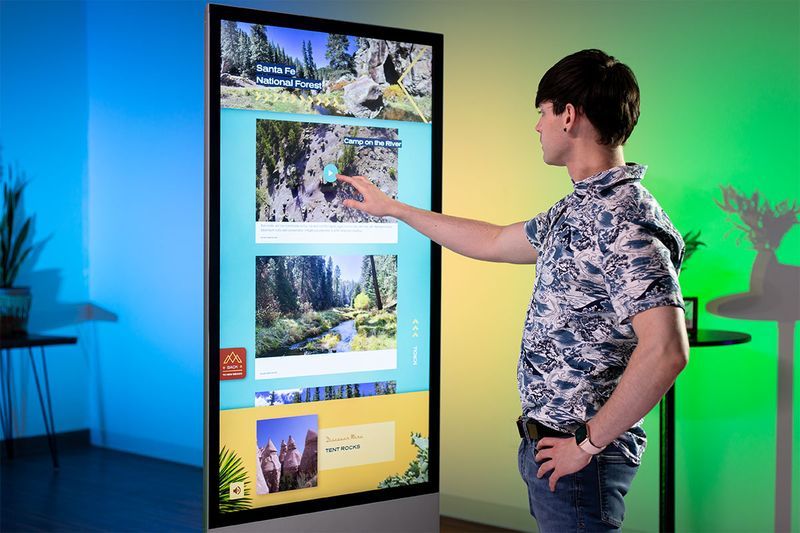 Custom Interactive Kiosk Highlights New Mexico Amenities and Locales