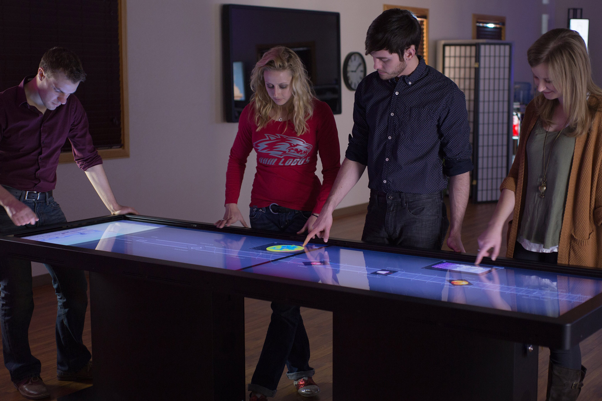 Pano - Dual 55 - 100" Touch Table