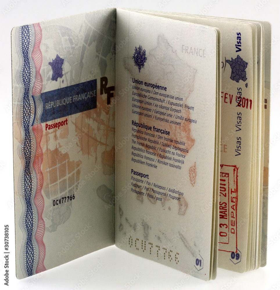 La nouvelle génération de passeports Français : Un mix de tradition et ...