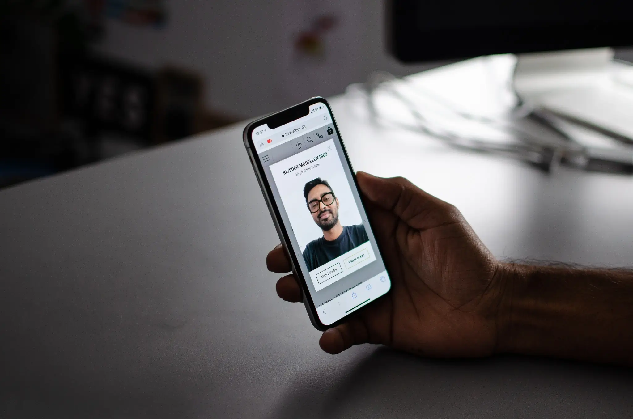 Have A Look | Cases - Kvalifik