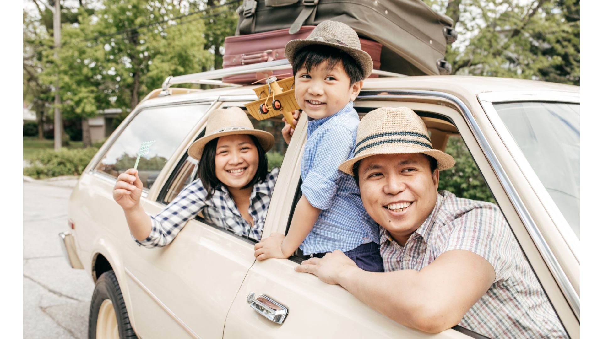 Learn to Plan Your Holiday Budget by Breaking Down Typical Holiday ...