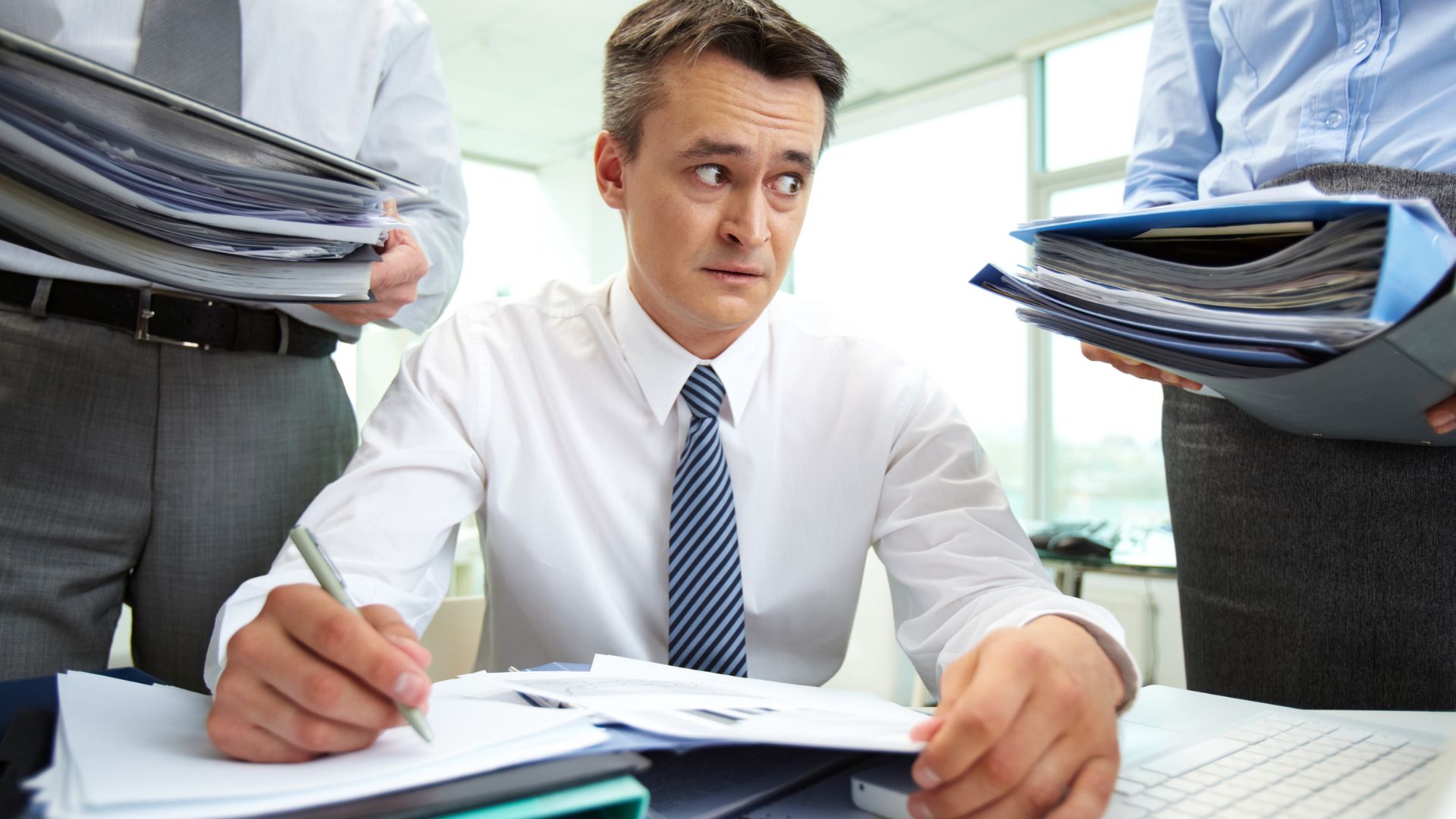 Learn How to Plan and Budget for Unexpected Expenses | HyperJar