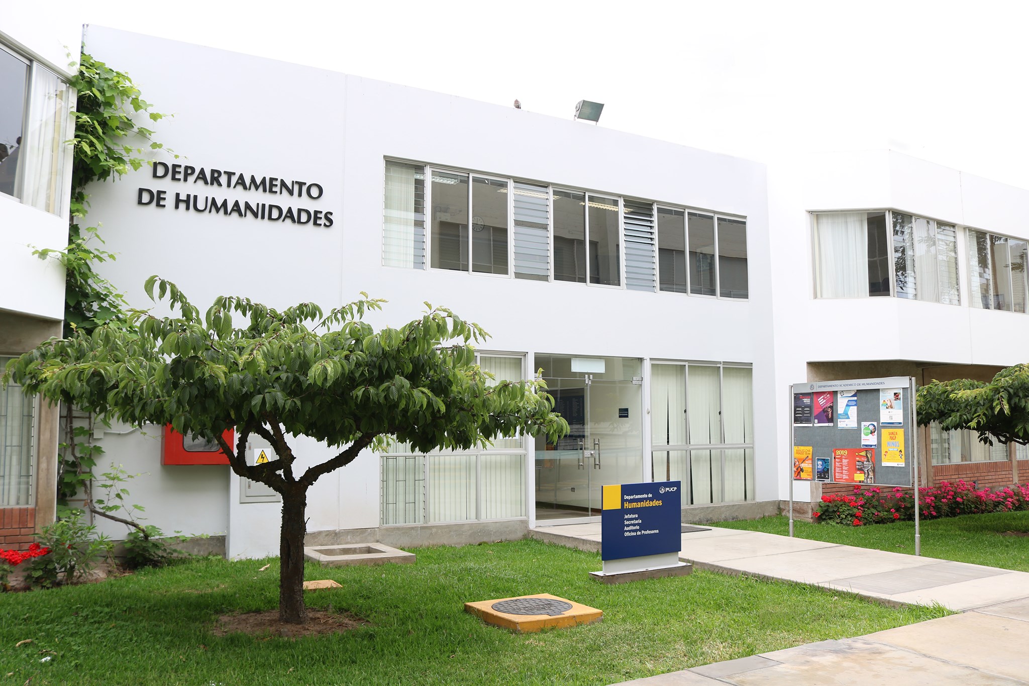 Presentación | Departamento Académico de Humanidades PUCP