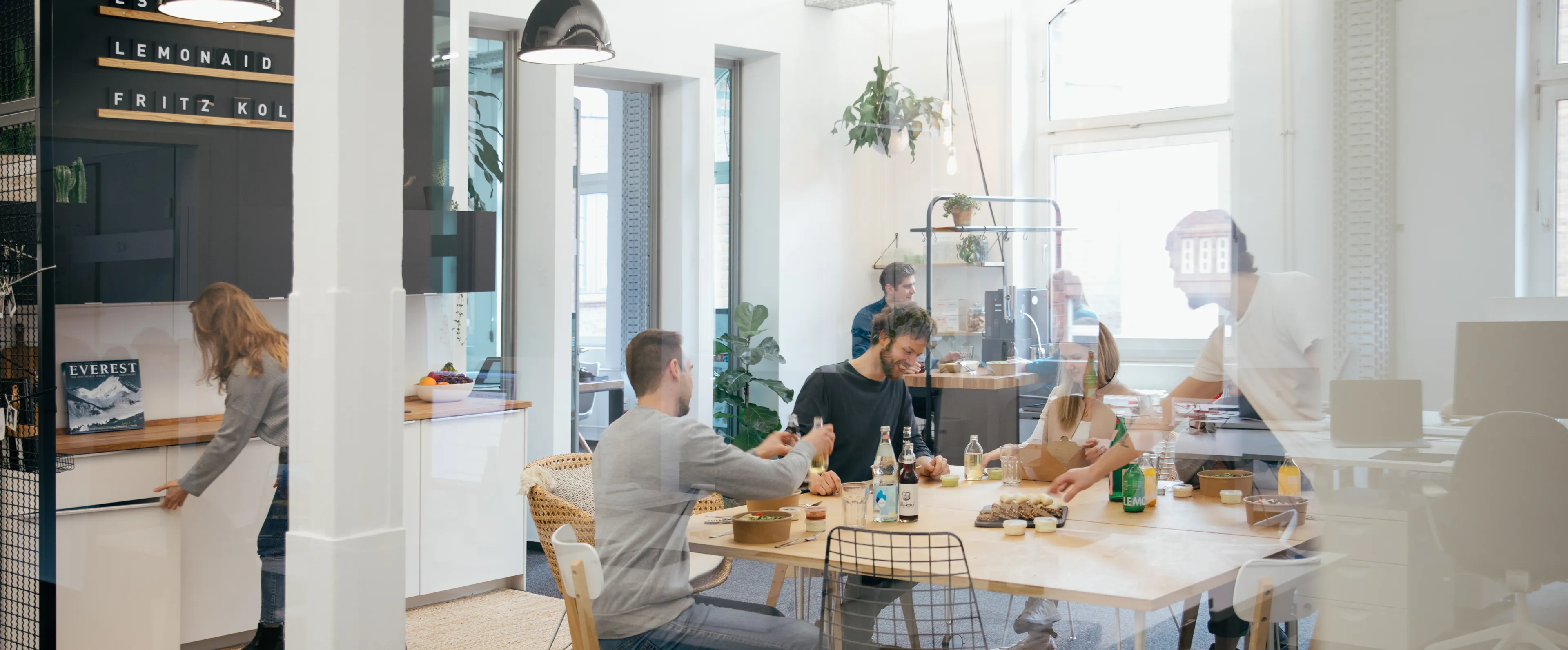 Branding & Corporate Design – Sherpa Design