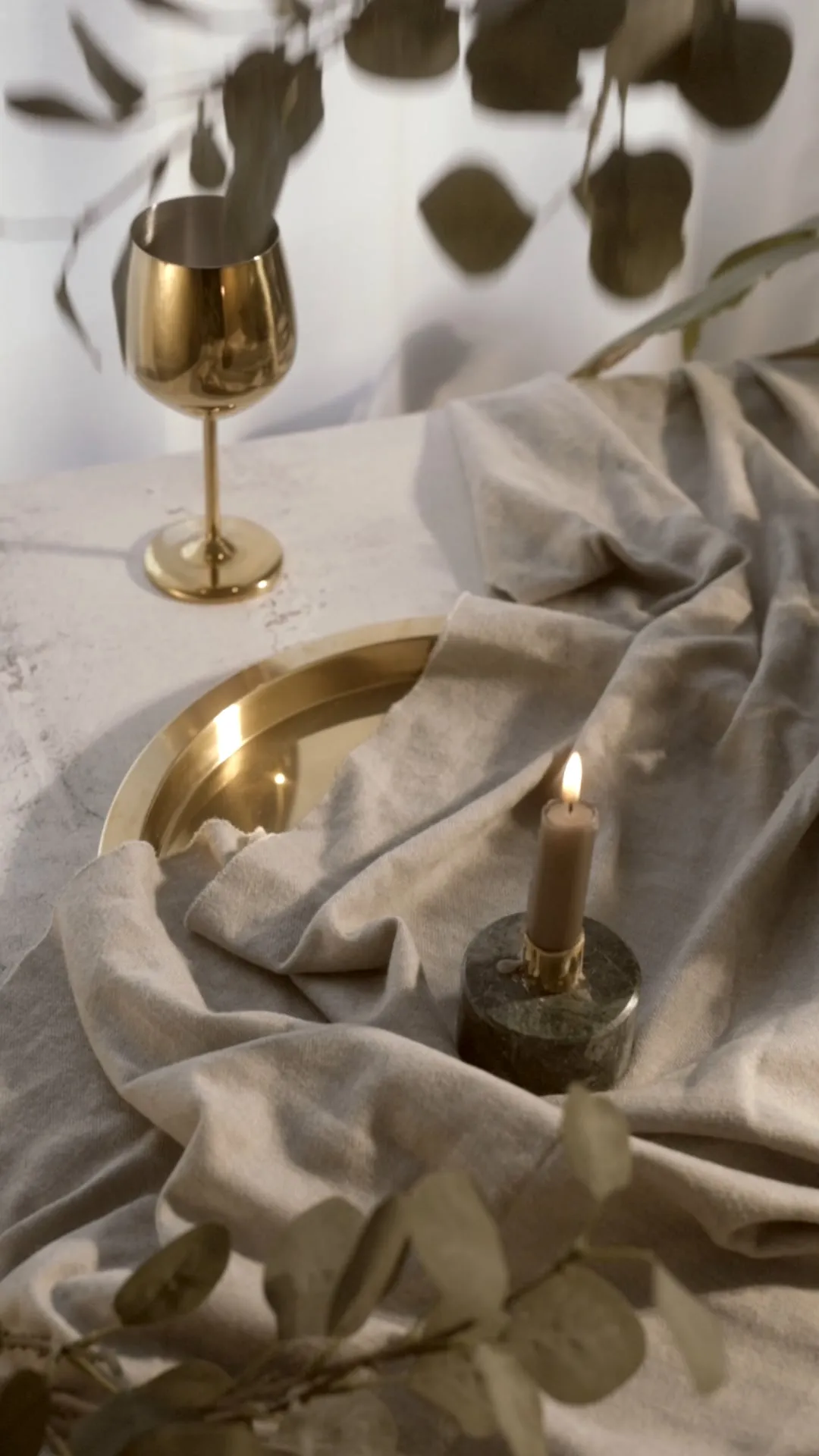 Stock Video from the Luxury Date Pack | Packsia