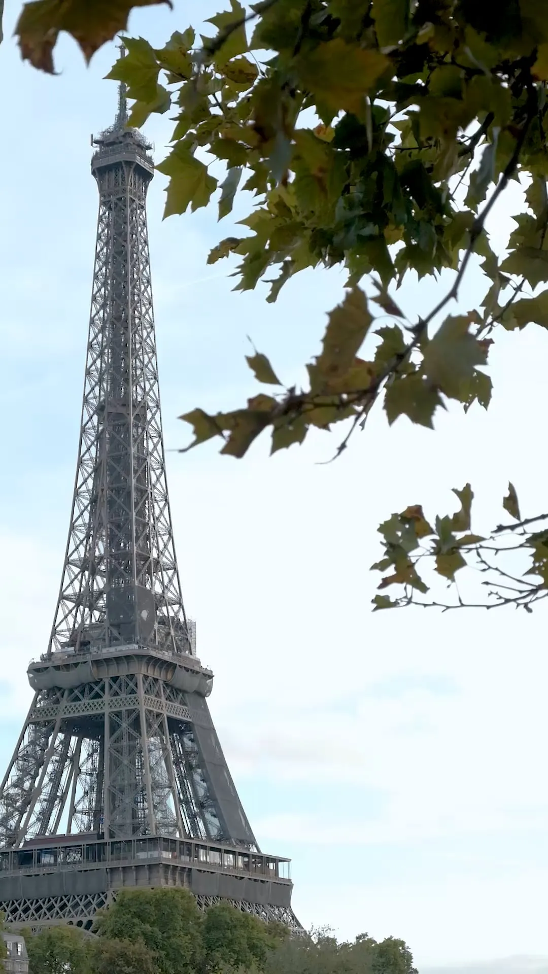 Stock Video from the Views of Paris Pack | Packsia