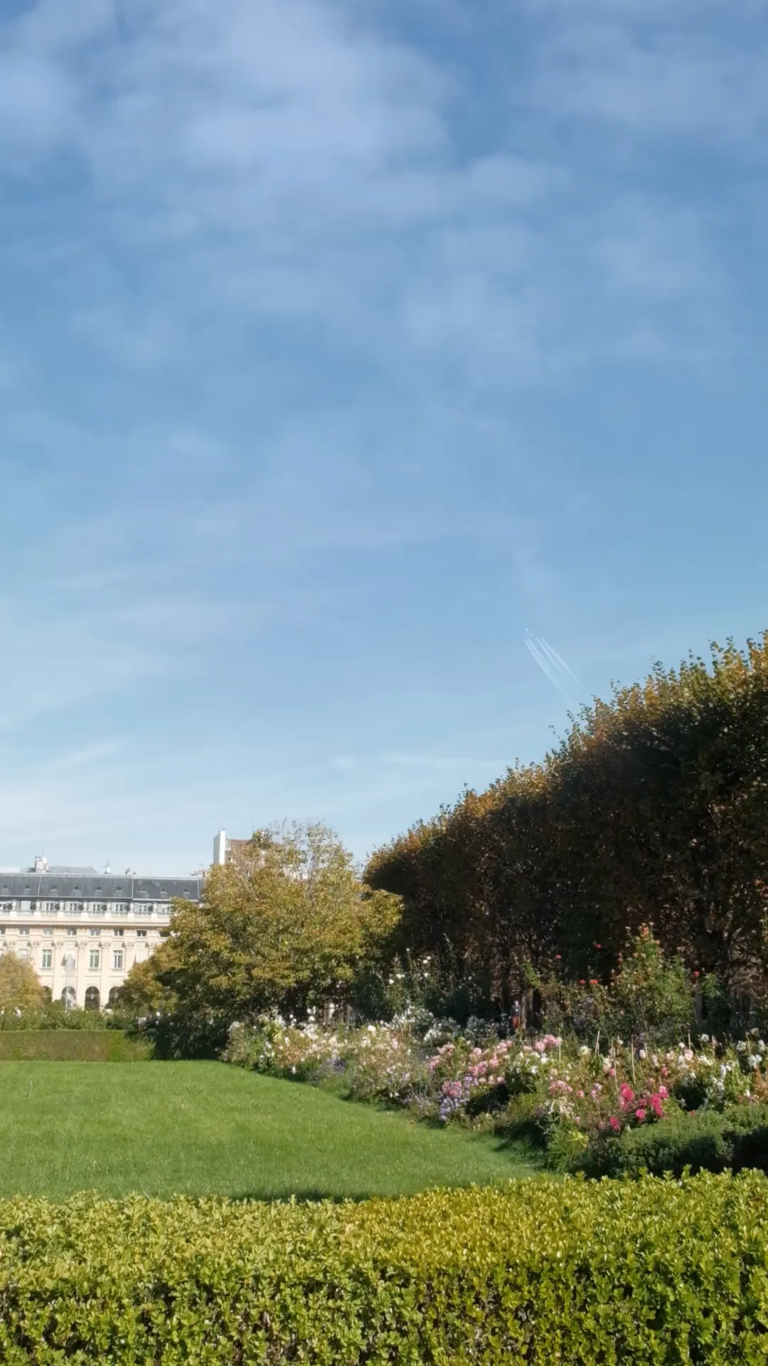 Stock Video from the Views of Paris Pack | Packsia