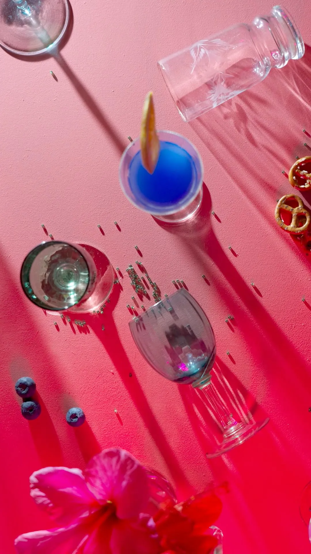 Stock Video from the Cocktails & Games Pack | Packsia