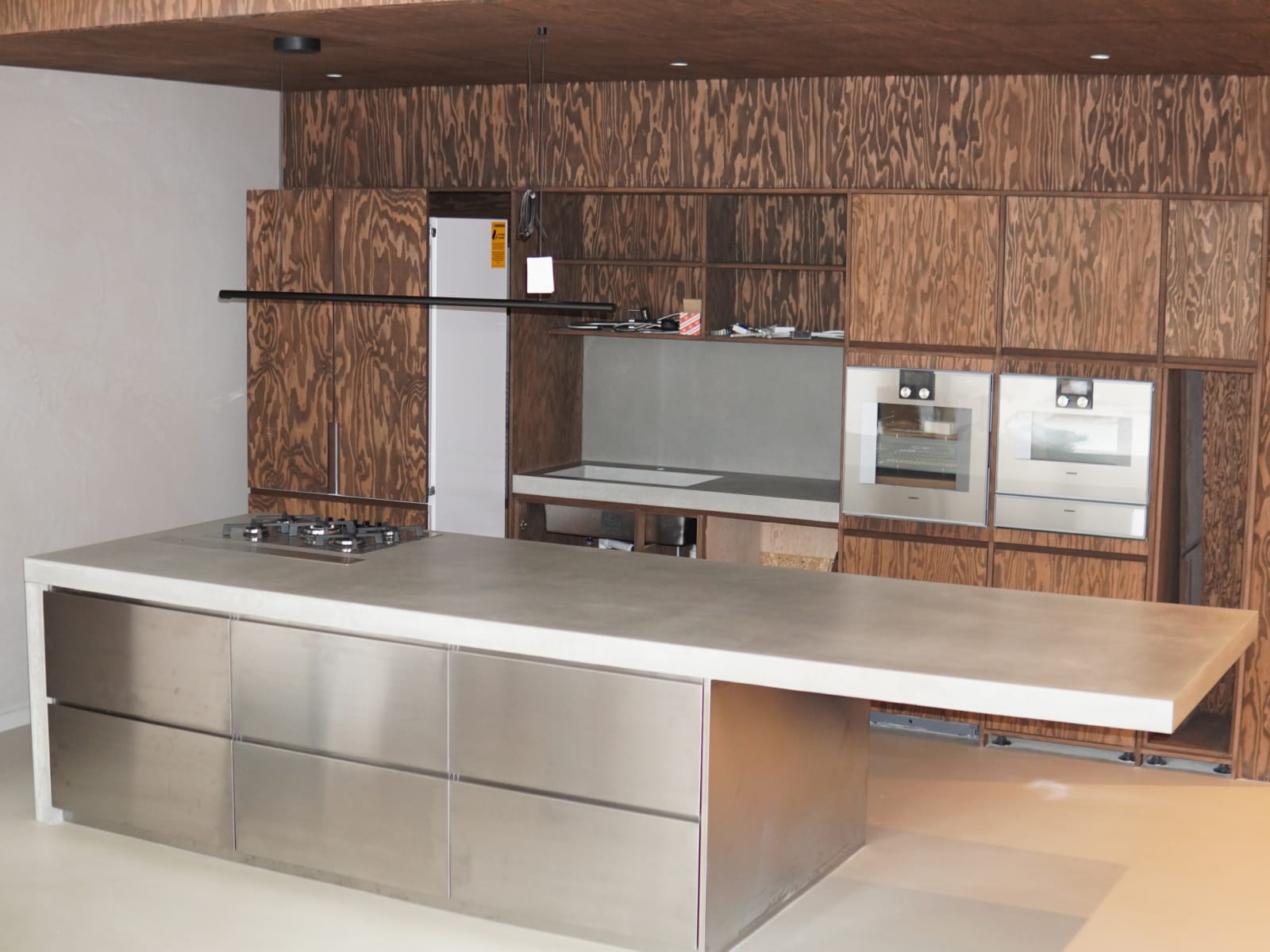 5 Innovative Ways To Incorporate Concrete Into Your Kitchen