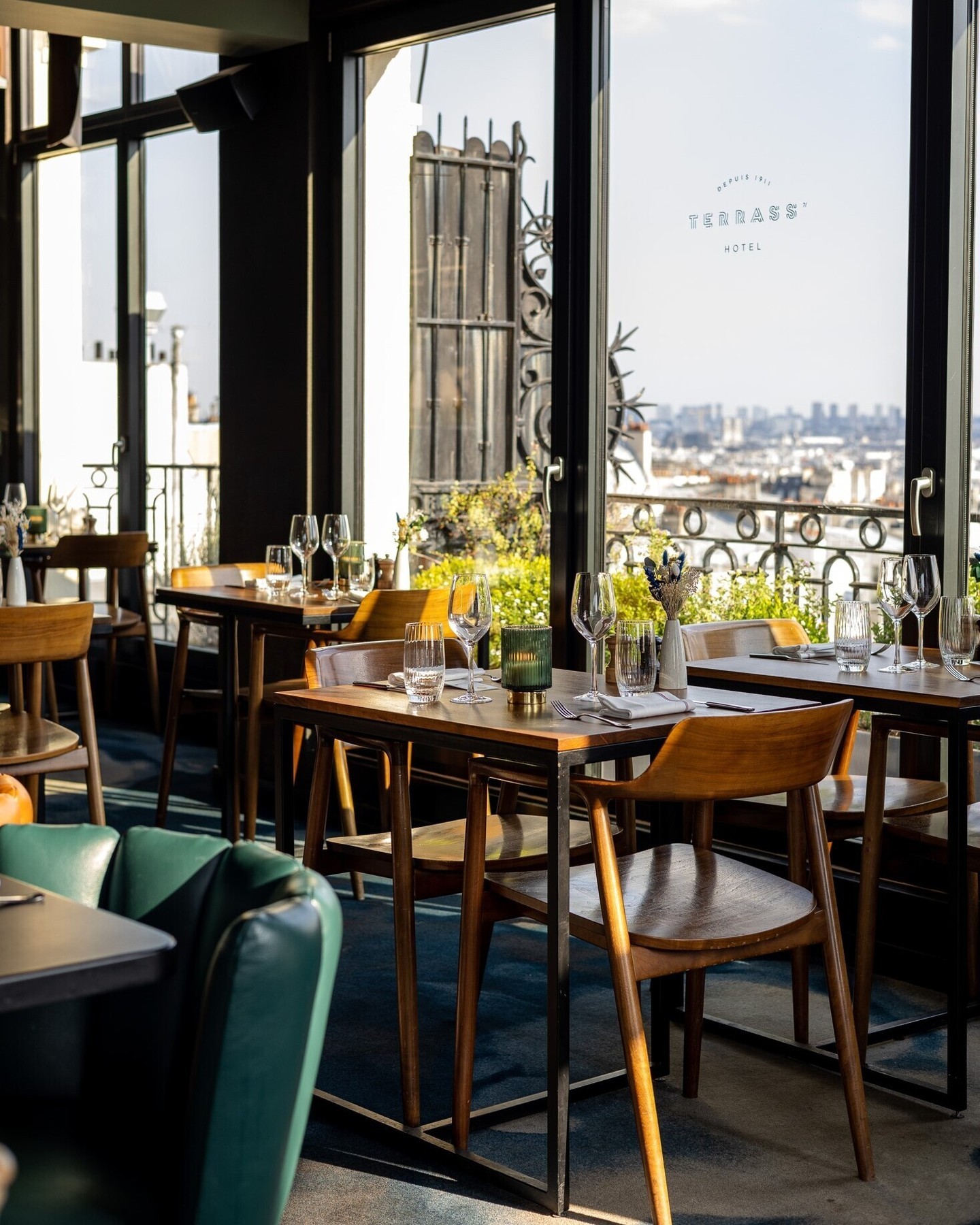 Terrass" Hotel | Rooftop Bar & Massage Nuxe à Montmartre | Paris 18e