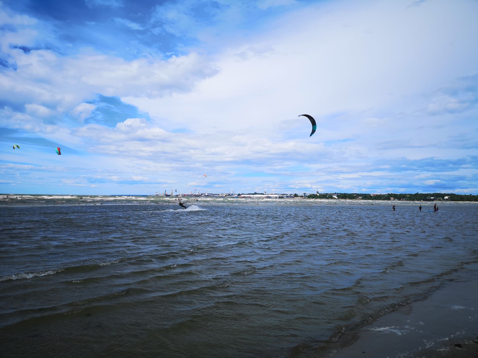 Kitesurf Stroomi Beach, Tallinn [FULL GUIDE] | Kitesurfy