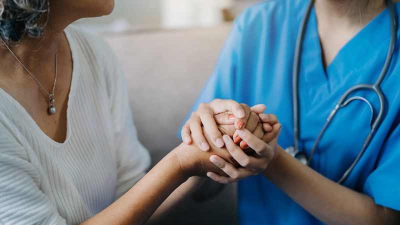 Urinox-10: Multiparameter Urine Test Strips | Diagnox