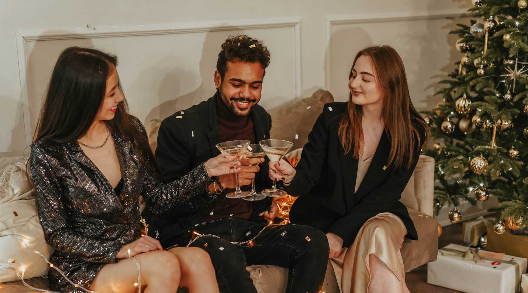Top tips for booking a Christmas party: Managing festive expenses