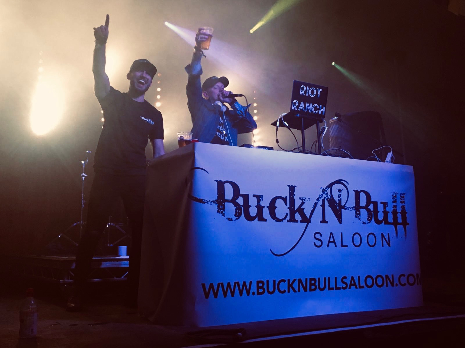 UK Pop-up Country Music Bar | Buck N' Bull Saloon