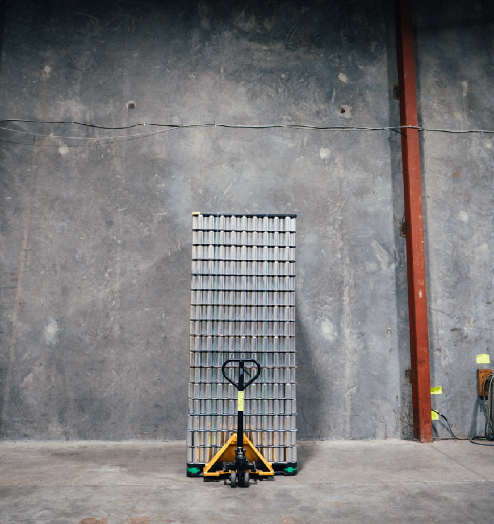 Vessel Packaging Co | Brand Strategy & Identity for B2B packaging service