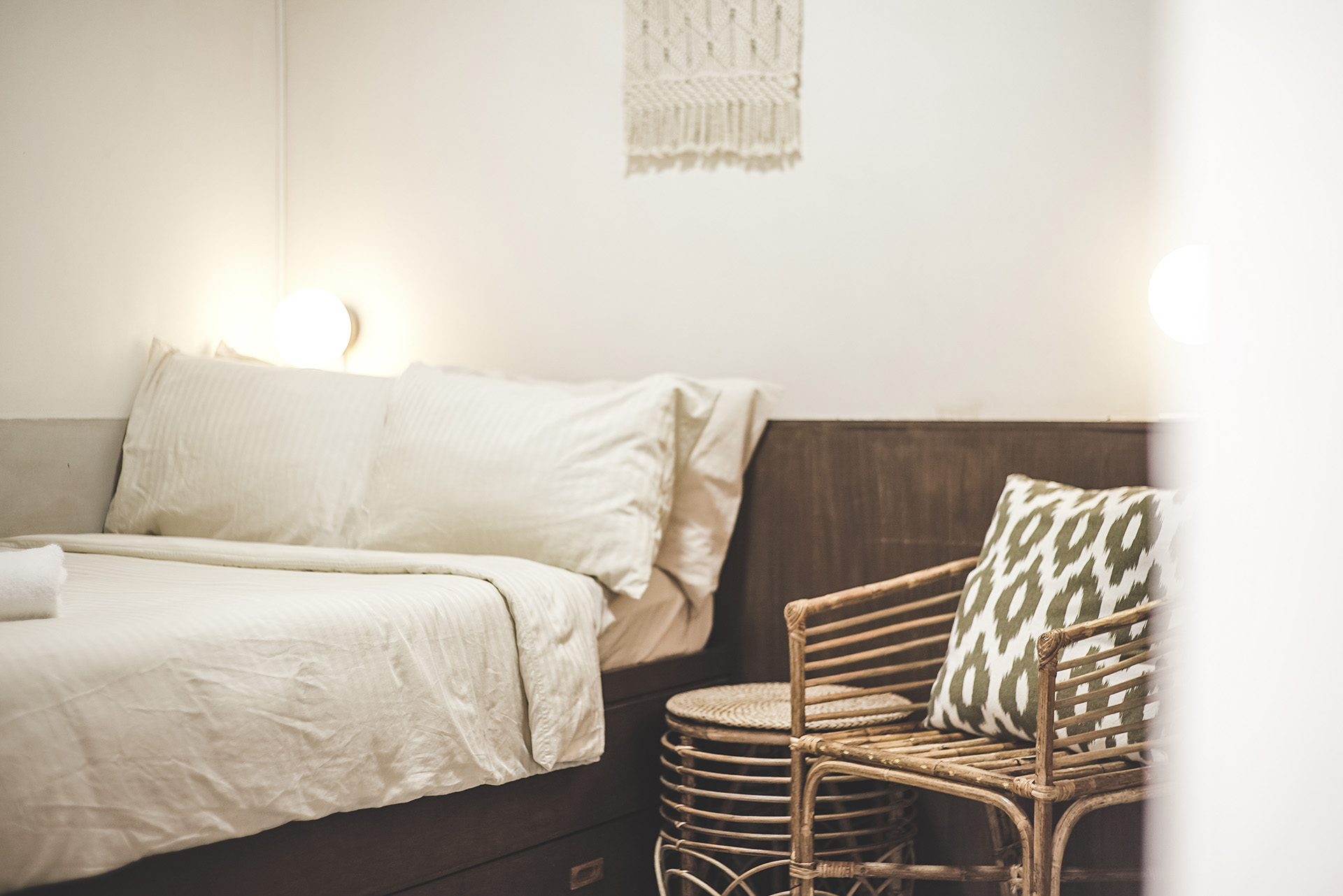 🌊 Fatwave Surf Resort: Your Affordable Beachfront Hotel and Resort in ...