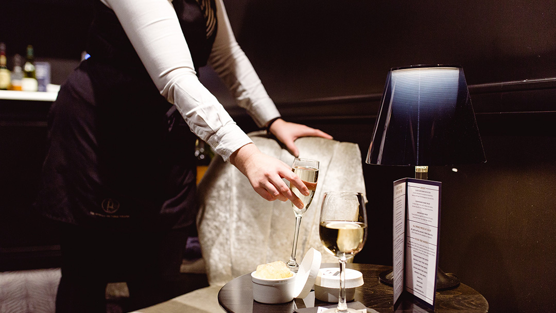 Food & Drink | Apollo Victoria Theatre London