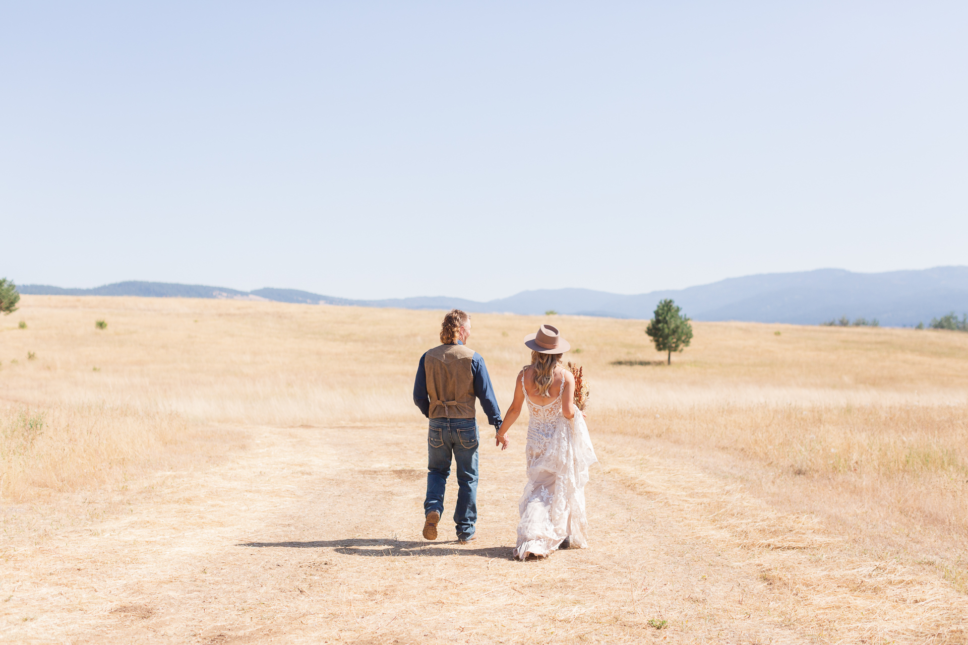 Private Estate Wedding in McCall, Idaho | Ellie & Codi | Photography by ...